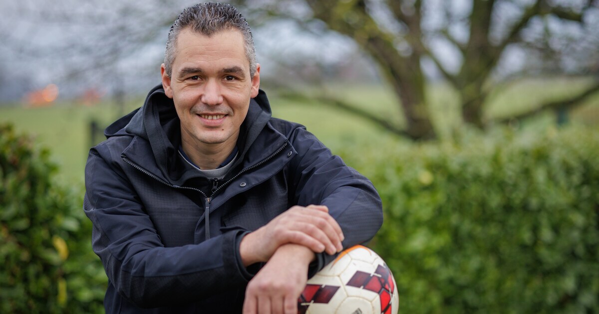 Trainer Omar Nejjari hoopt op dubbel feest bij FCK De Hommel van ...