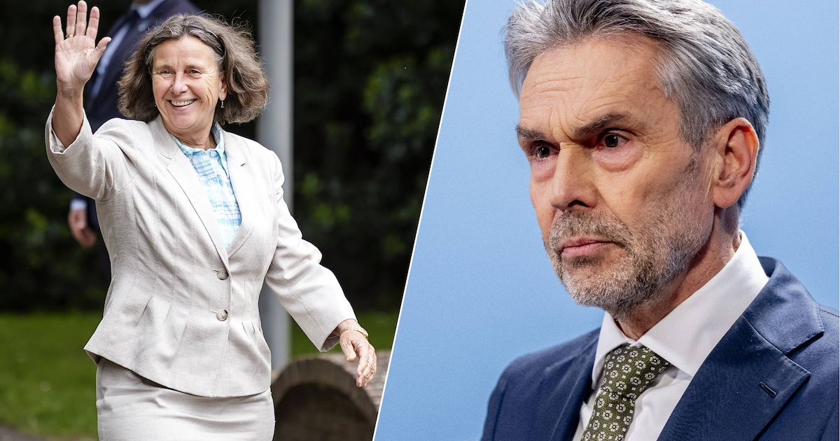 Vijf ex-kabinetsleden krijgen lintje op afscheidsbarbecue kabinet ...