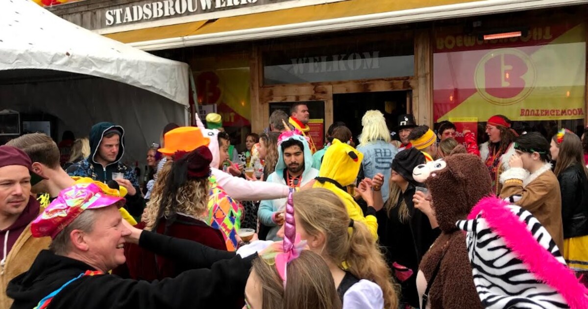 Frühshoppen op de Markt in Zevenaar gaat door: kroegen zetten grote ...