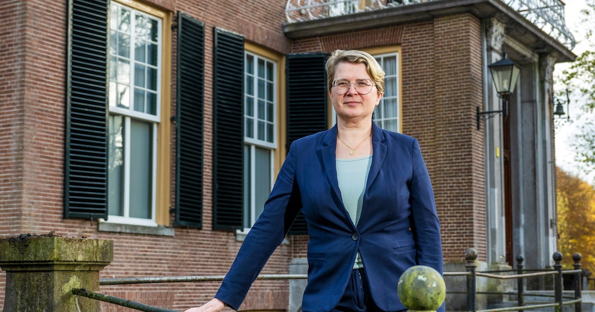 Nieuwe bijzonder hoogleraar Gelderse geschiedenis Elyze Storms-Smeets ...
