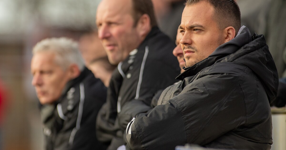 Roos ook volgend seizoen trainer bij FC Twente/Heracles | Sport ...