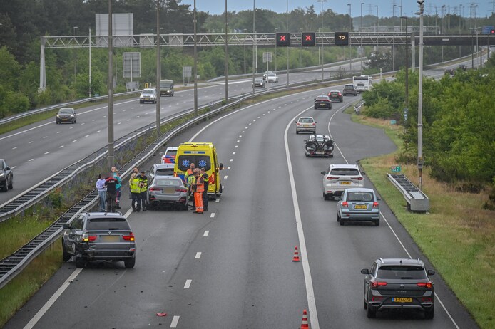 Lange file op A50 en A12 na ongeluk bij Arnhem | 112 nieuws Arnhem | gelderlander.nl