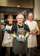 Imke wil samen met bakker Martin SO-school in Afrika opzetten ...