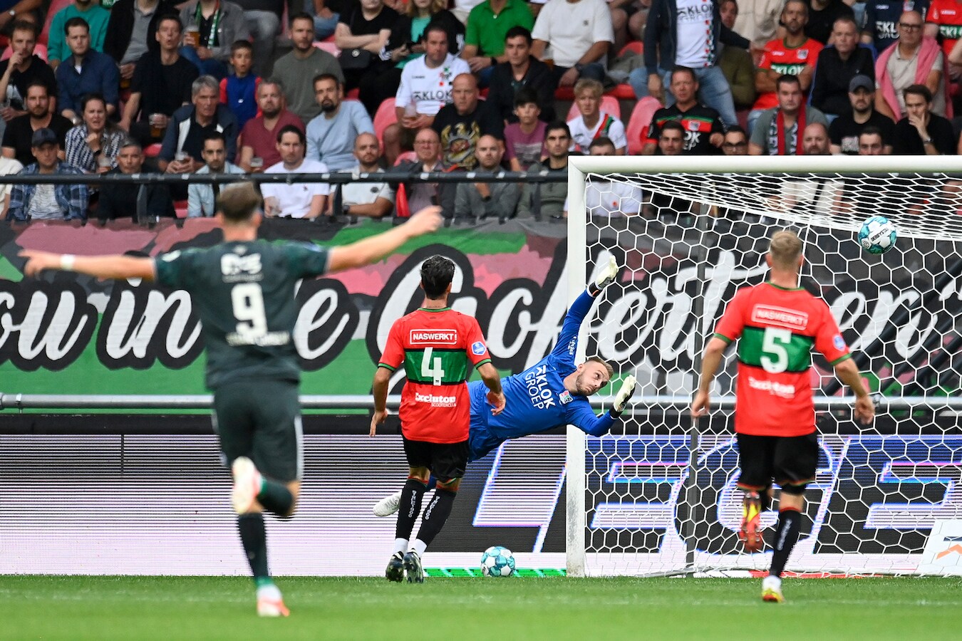 Cillessen krijgt kippenvel van rentree in De Goffert: ‘Dit geeft een ...