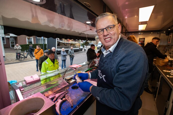 Driek ter Beek geeft ‘zijn’ viszaak over aan volgende generatie: ‘Zij ...