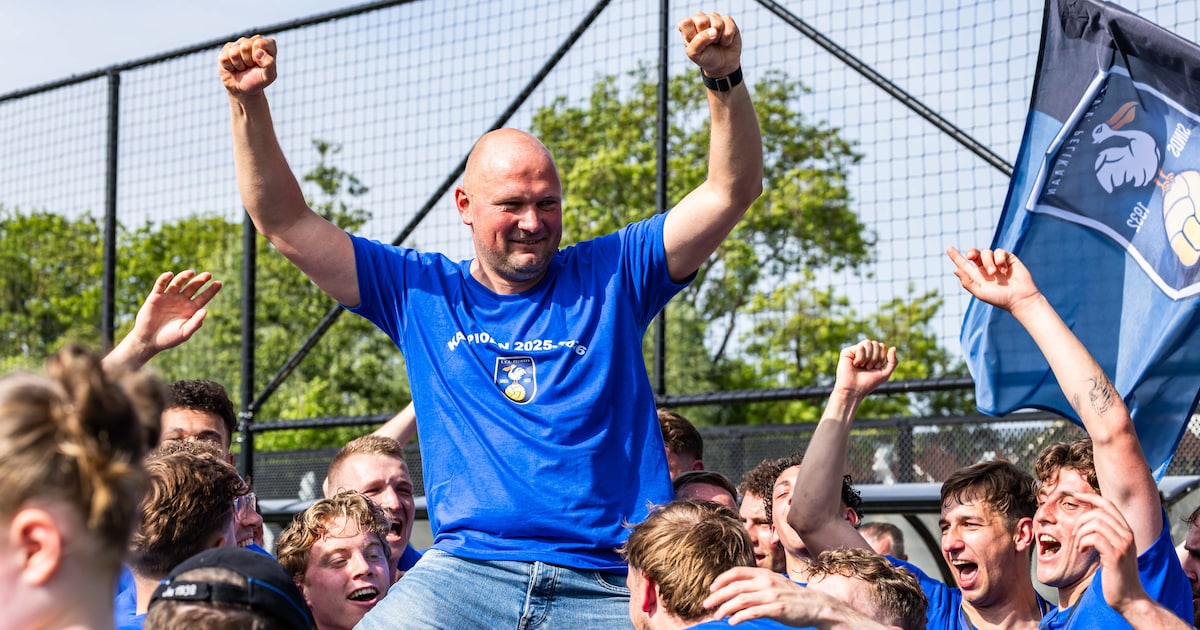 Pelikaan kampioen ondanks verlies, Papendrecht degradeert, SteDoCo en ...