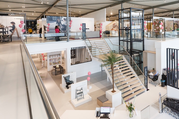 Bekende babywinkelketen neemt voorraad van failliete kindermeubelmaker ...