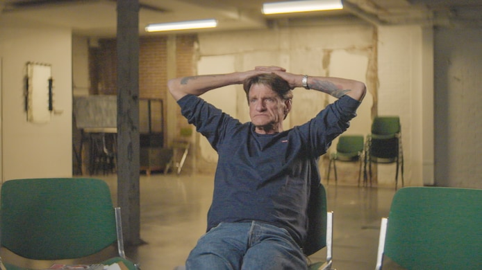 Waar is ex-junk en ex-held Keith Bakker mee bezig? ‘Ik ben dakloos en ...