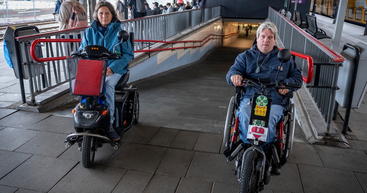 Protest bij station Nijmegen: ‘Compleet belachelijk dat hellingbaan ...
