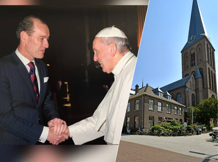 Kerkgangers in Hengelo bij binnenkomst overdonderd door condoleance ...