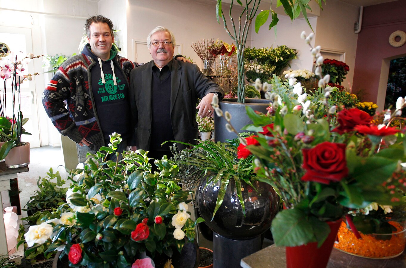 Tim (54) sluit na bijna 64 jaar de oudste bloemenzaak van de stad: ‘We ...