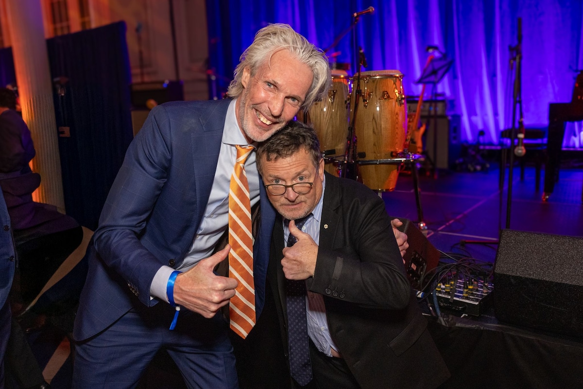 Parkinsonexpert Bas Bloem ontvangt internationale prijs uit naam van ...