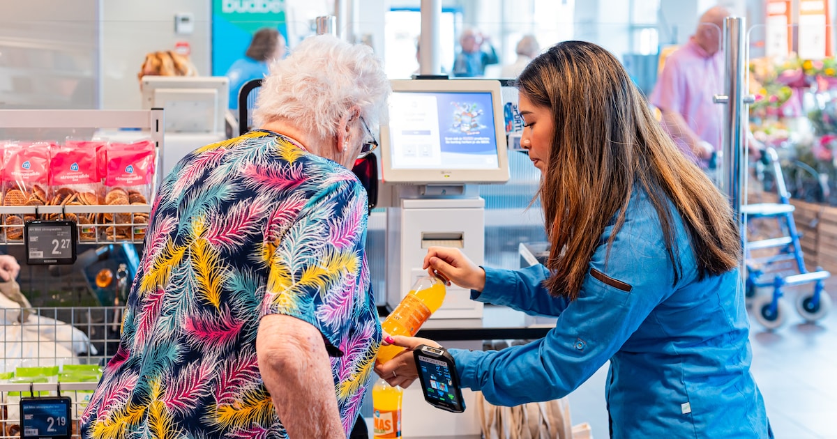 Waarom kunnen we ons niet inhouden bij de zelfscankassa? ‘Je raakt de ...