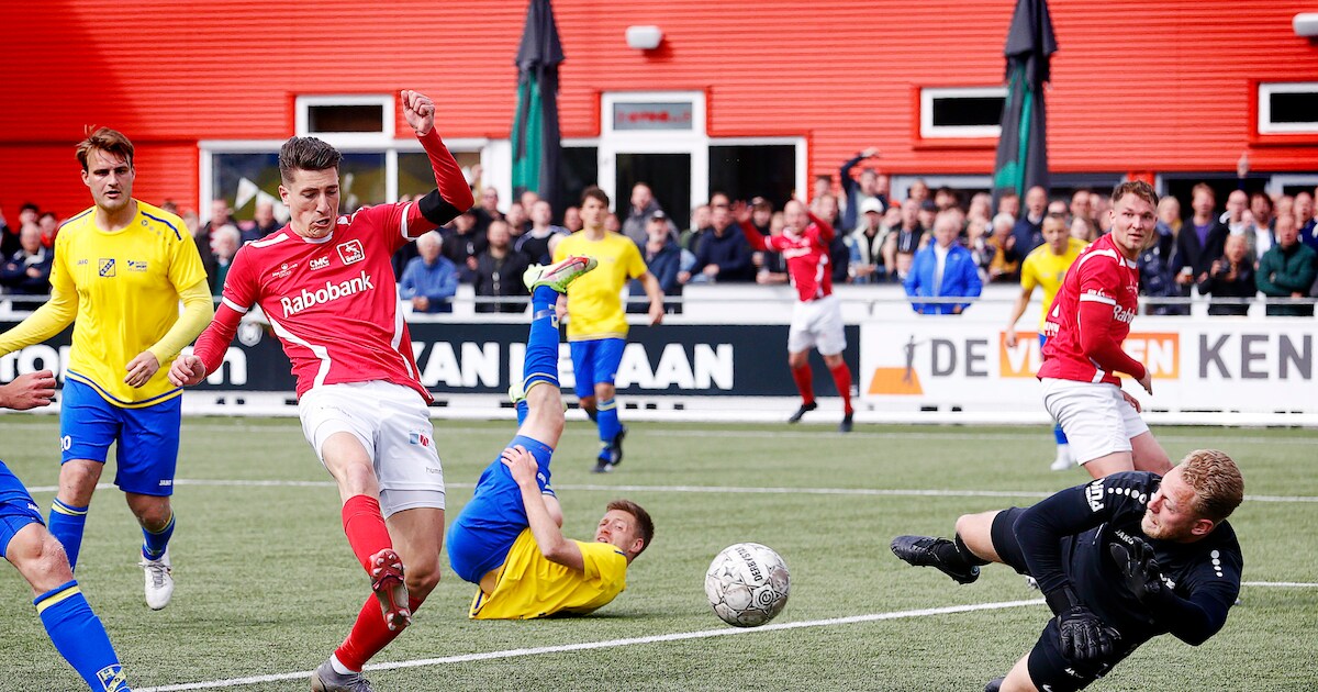 DOVO legt clubtopscorer Guido van Dijk vast tot 2025 | Amateurvoetbal | gelderlander.nl