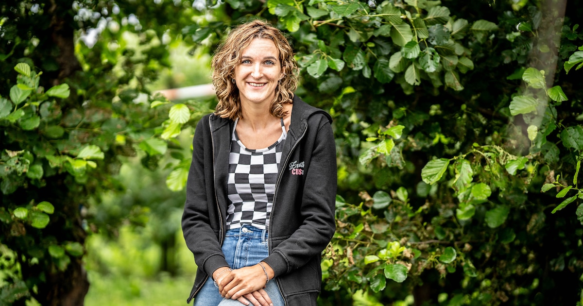 Na oproep op Facebook hoeft Anne (25) niet alleen naar de Zwarte Cross ...