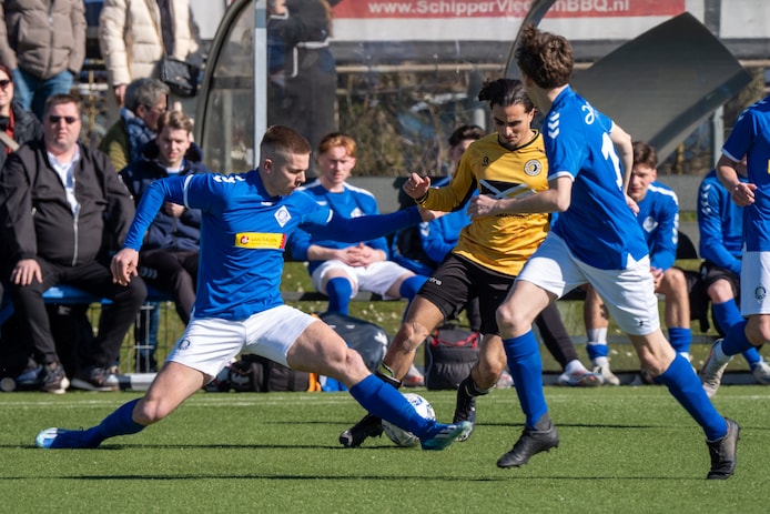 Rust er een vloek op carpoolmaatjes Stienstra en Goedhart bij RKHVV ...