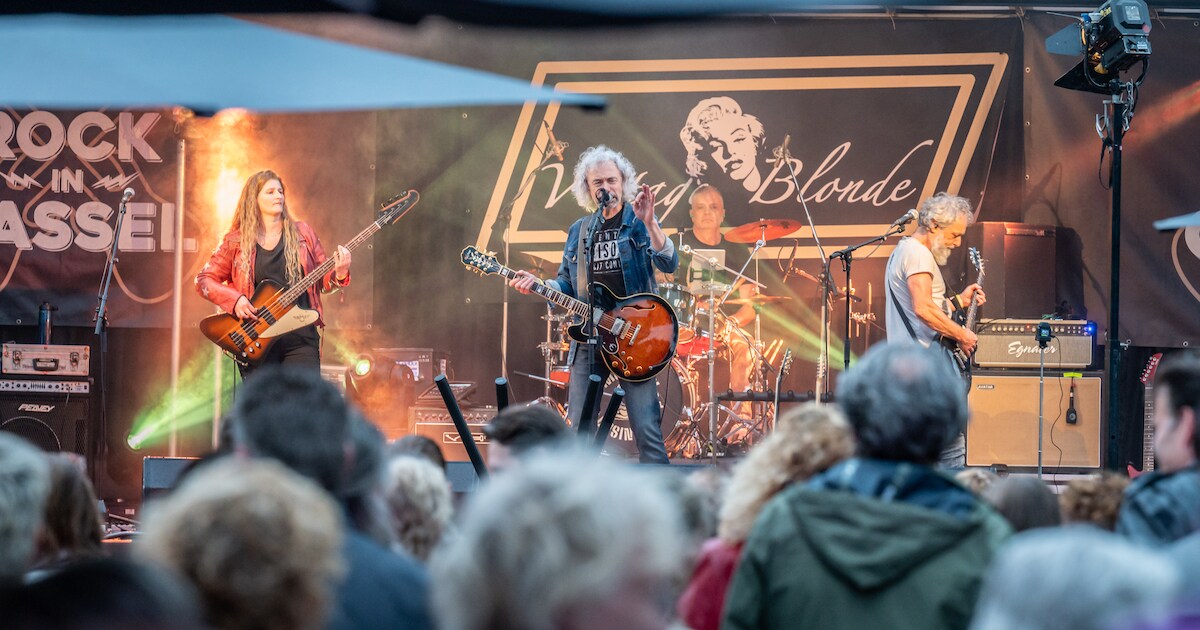Rocken op een klein en gemoedelijk festival in Gassel: ‘Bel ons en je ...