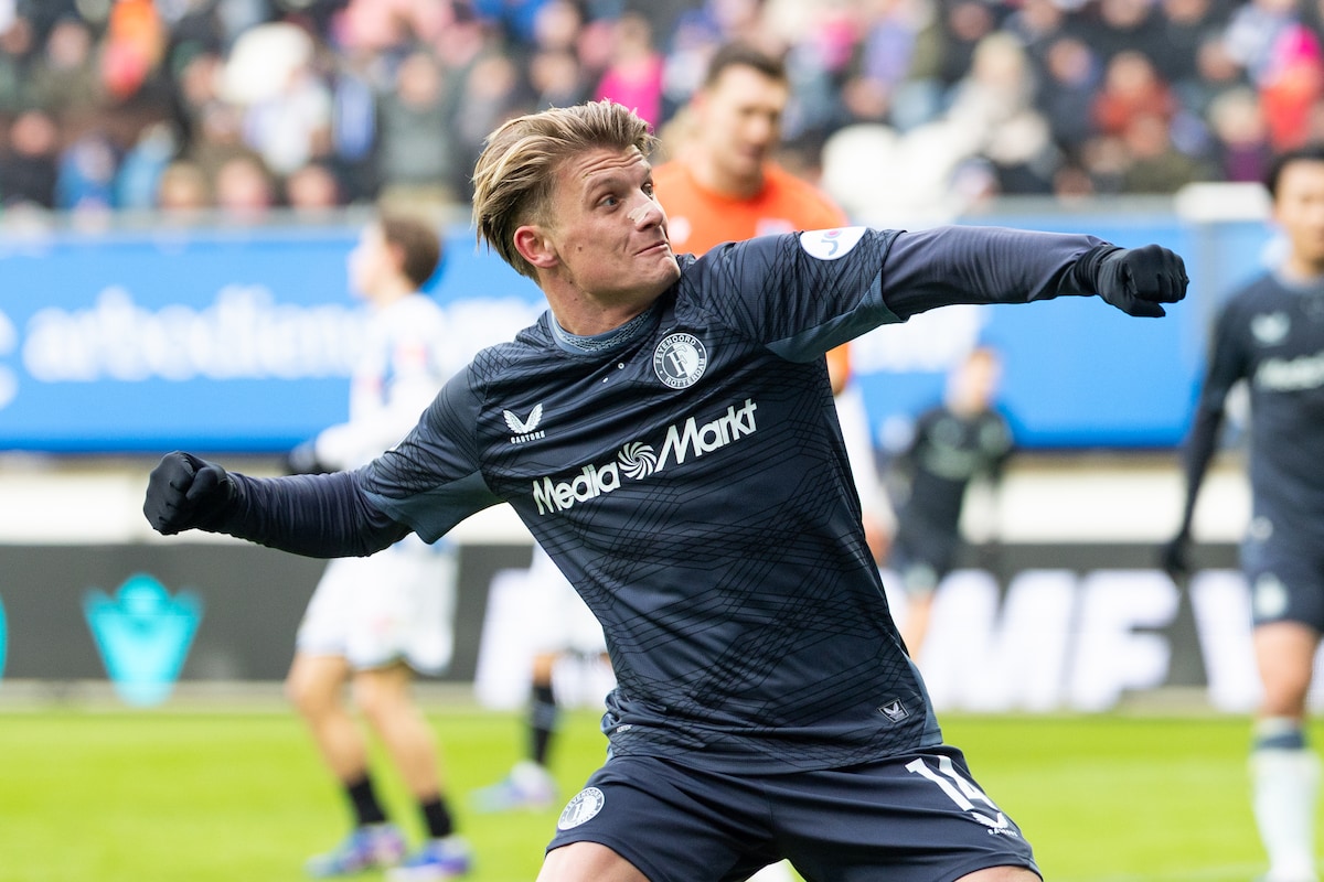 LIVE eredivisie | Feyenoord recht snel de rug in Friesland: Sem Steijn ...
