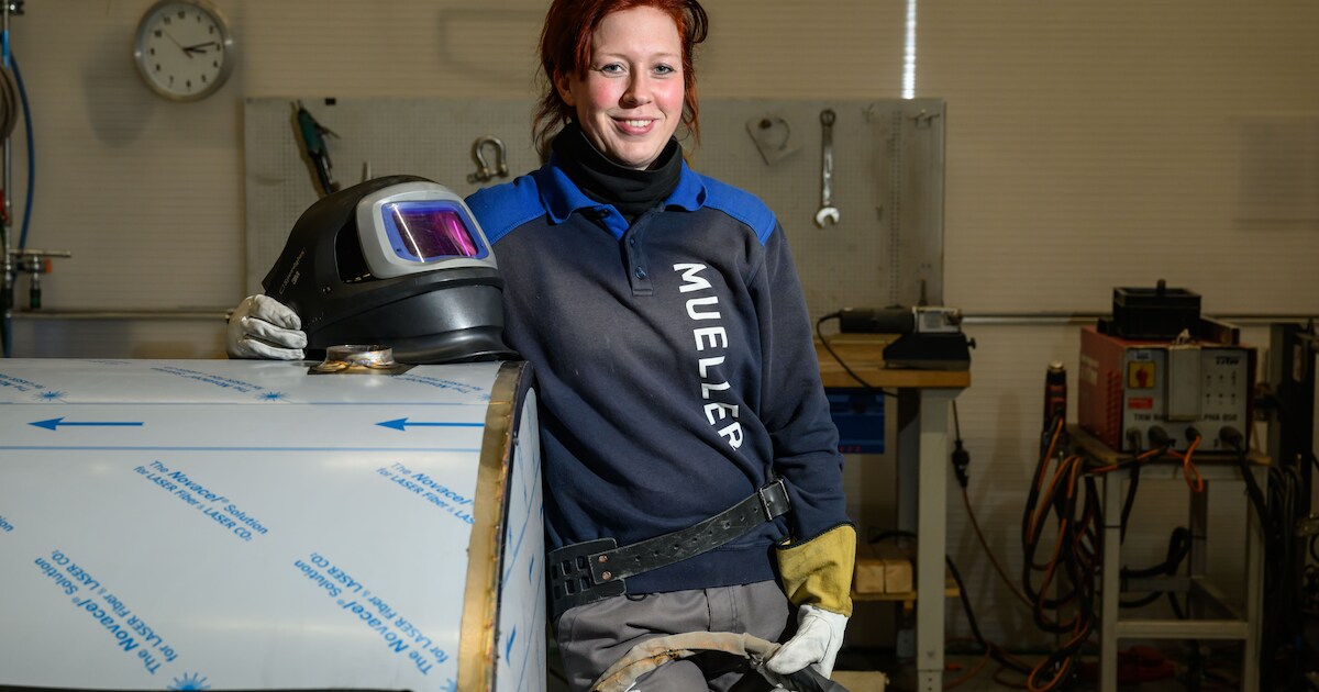 Kapster Moniek uit Eibergen gebruikt vaste hand nu om te lassen: ‘Geen ...