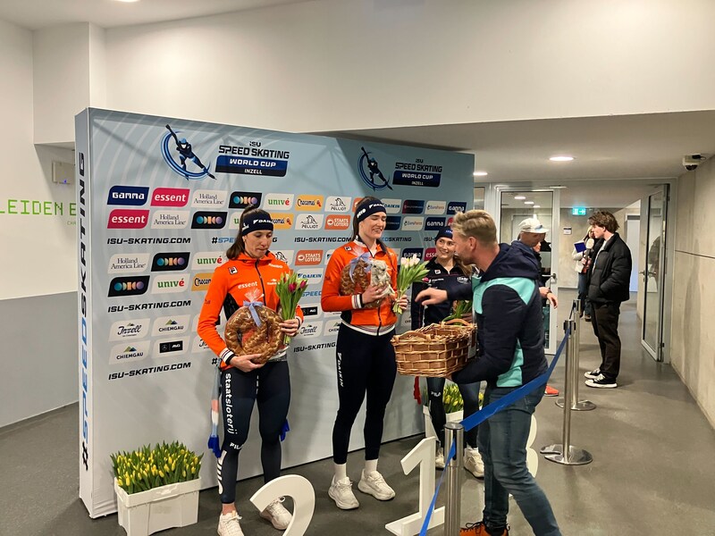 LIVE schaatsen | Fenomenale Kok toont bloedvorm met baanrecord op 500 ...