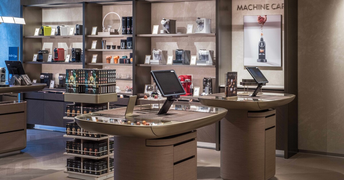 Vernieuwde Nespresso-winkel in Arnhem roept flinke weerstand op ...