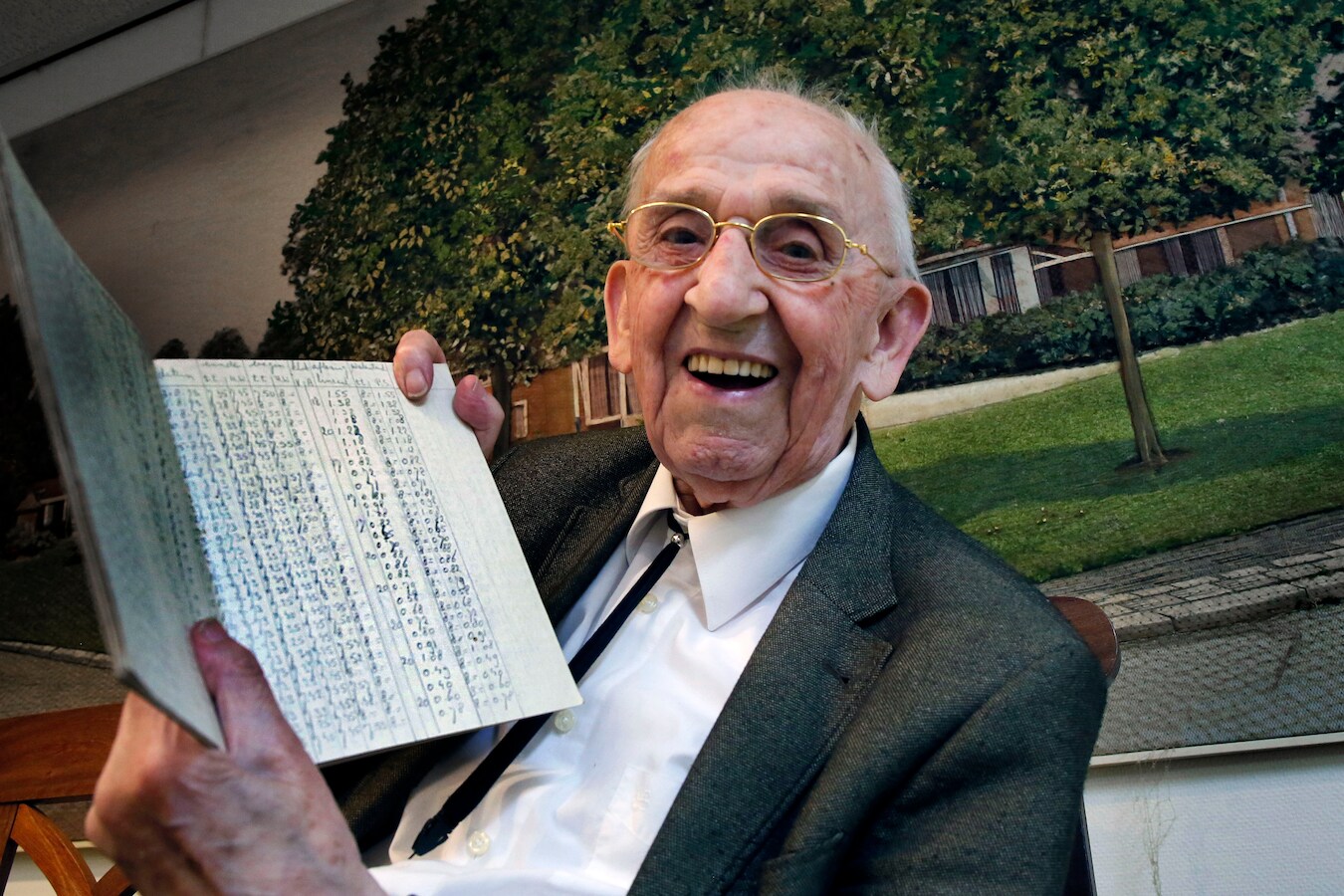 Wim (94) ging negenduizend keer naar het peilhuisje om waterstand te ...