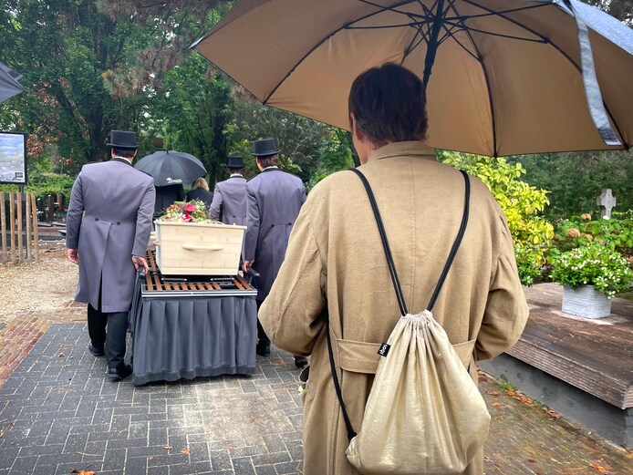 Eenzame uitvaart: Veenendaal heeft er (nog) geen ervaring mee maar wil ...