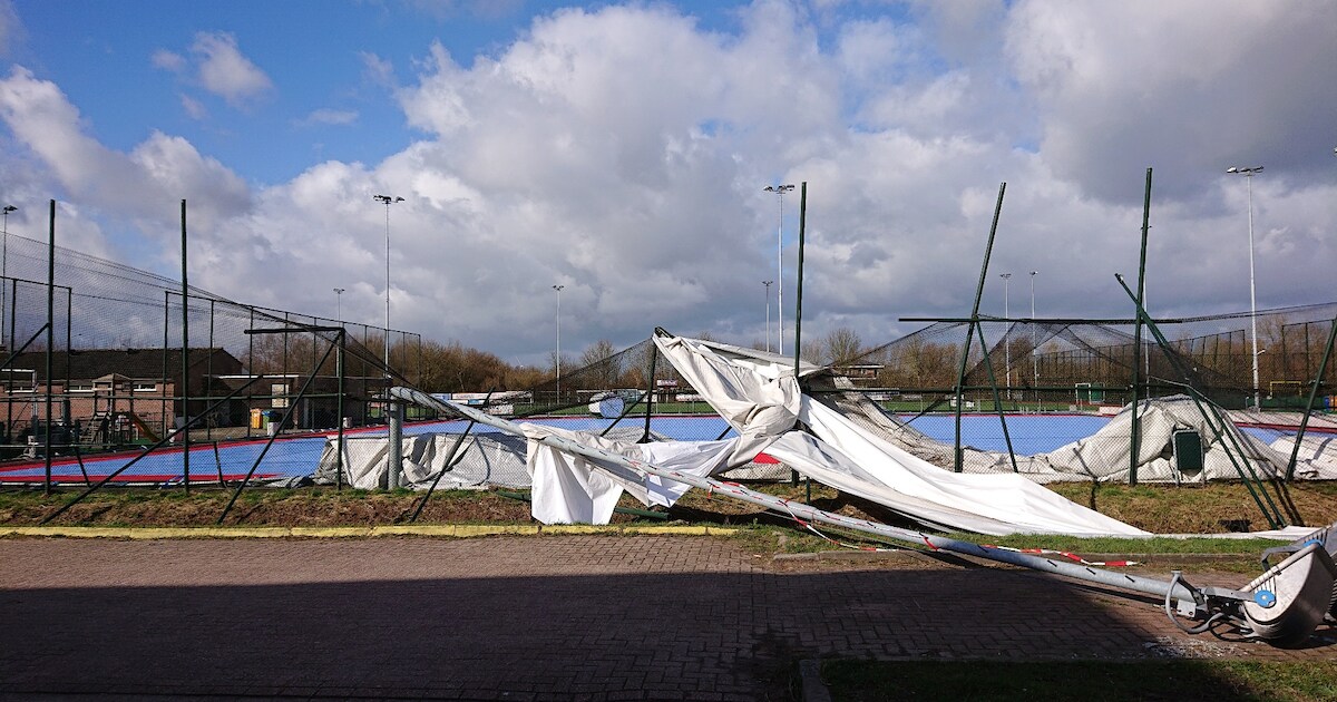 Een maand na de instorting: komt de opblaashal in Duiven wel terug en ...