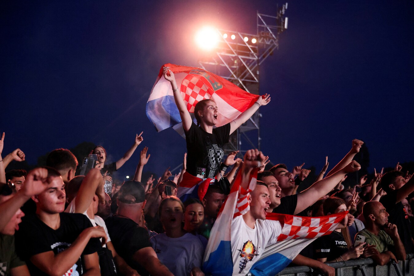 Half miljoen mensen in Zagreb voor concert van omstreden ...