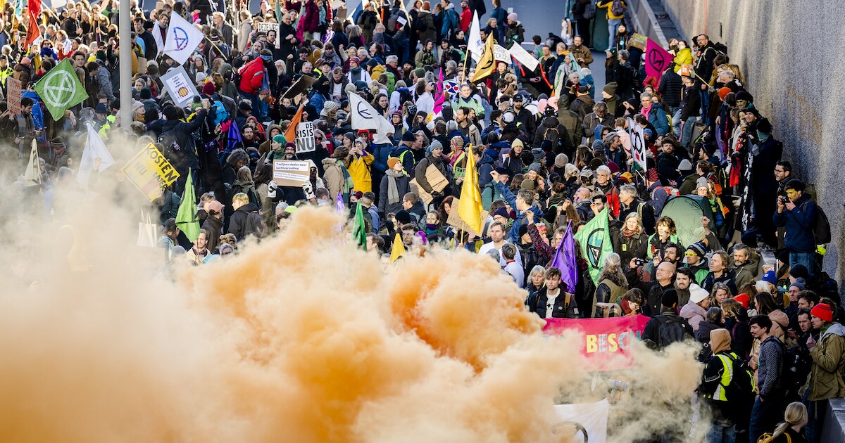 Den Haag zet zich schrap voor klimaatrebellen en boze boeren in het ...