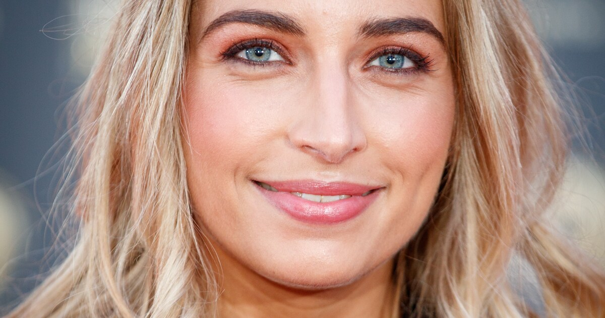 Shelly Sterk geeft jawoord in snikheet Italië en Max kan het niet geloven | Show | gelderlander.nl