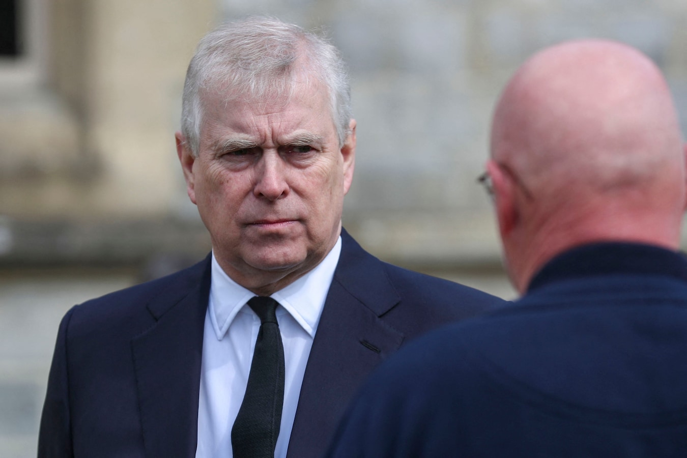 Zitting over procedure tegen prins Andrew voorbij, rechter komt ‘snel ...