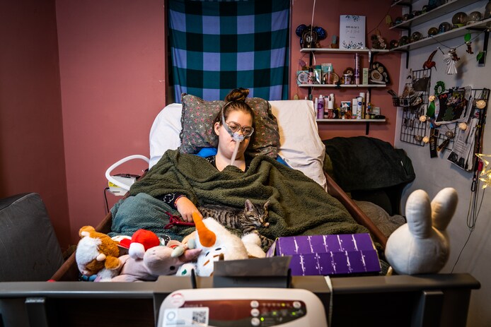 Diede (16) zamelt in laatste fase van haar leven ruim halve ton in voor ...