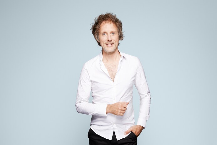 Cabaretier Ronald Snijders met nieuwe show ‘Als Mens’ | Uit-tips ...