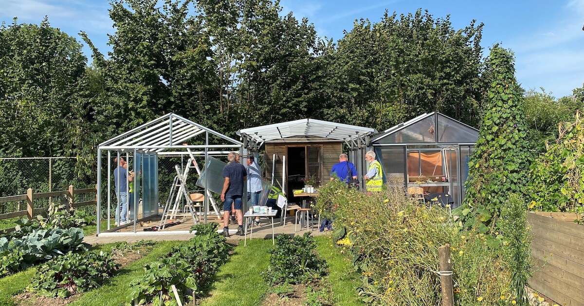 Nieuwe NME Moestuin geopend bij Kinderboerderij Rosorum | Zevenaar | De ...