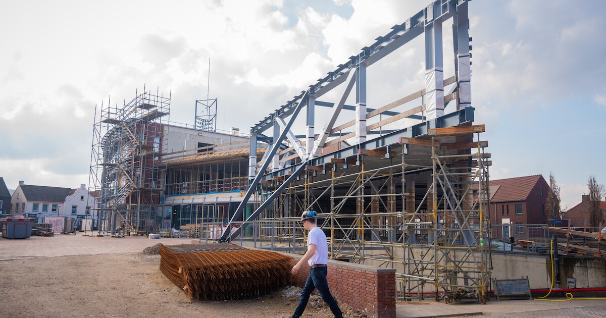 Nieuw gemeentehuis verrijst snel en zonder extra kosten: alleen met ...