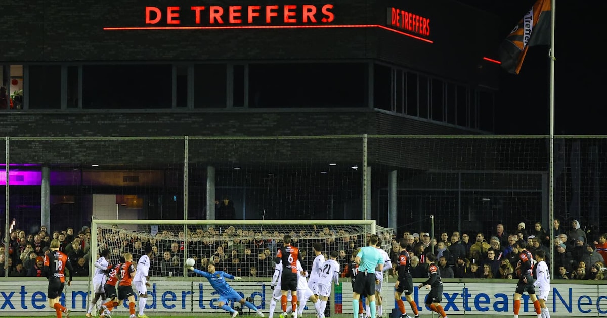 Uitgerekend Jasper Cillessen dwarsboomt De Treffers: ‘Het is apart dat ...