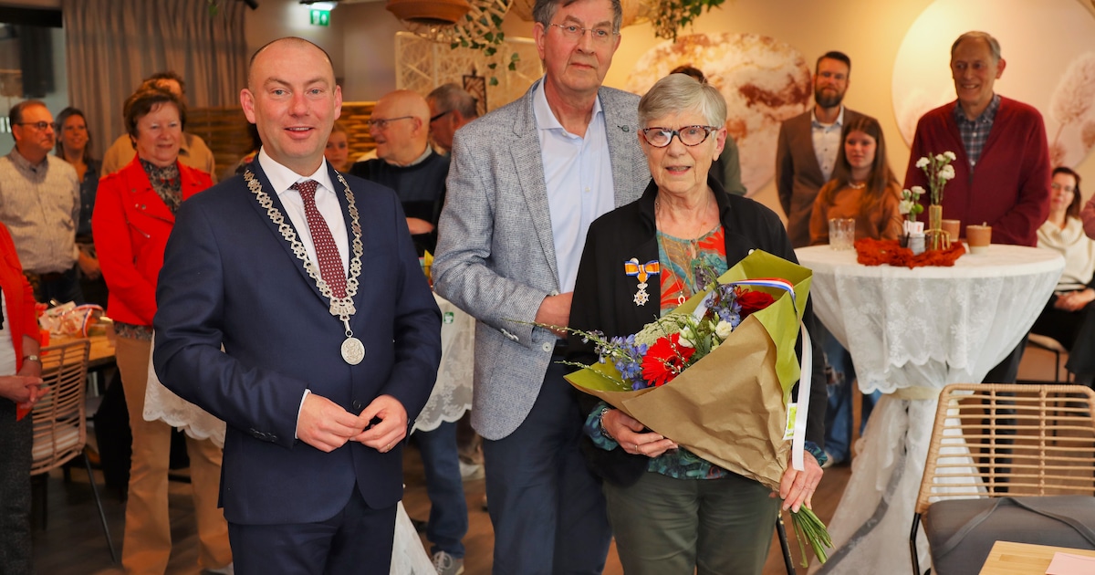 Deze vier West Maas en Walers kregen een lintje, omdat ze altijd ...