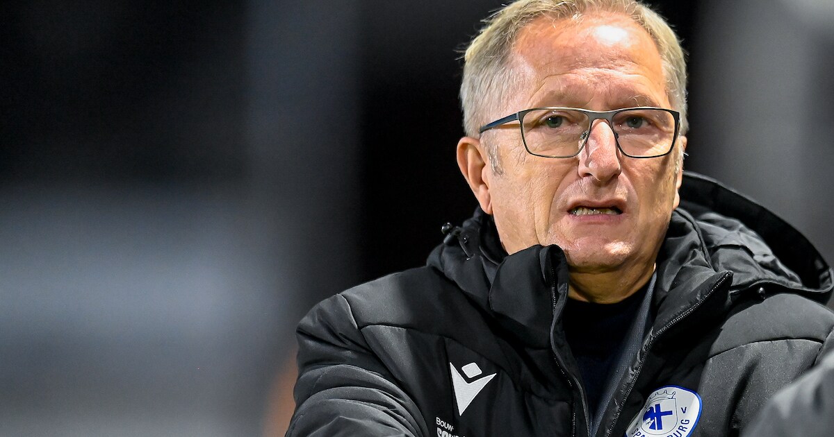 Kan mij iemand vertellen wat Frans Derks doet op wedstrijddagen ...