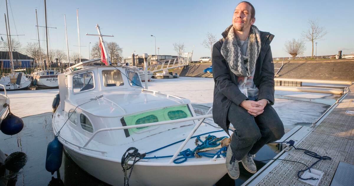Dakloze Geoffrey weigert naar de winteropvang te gaan: ‘Ik laat mijn ...