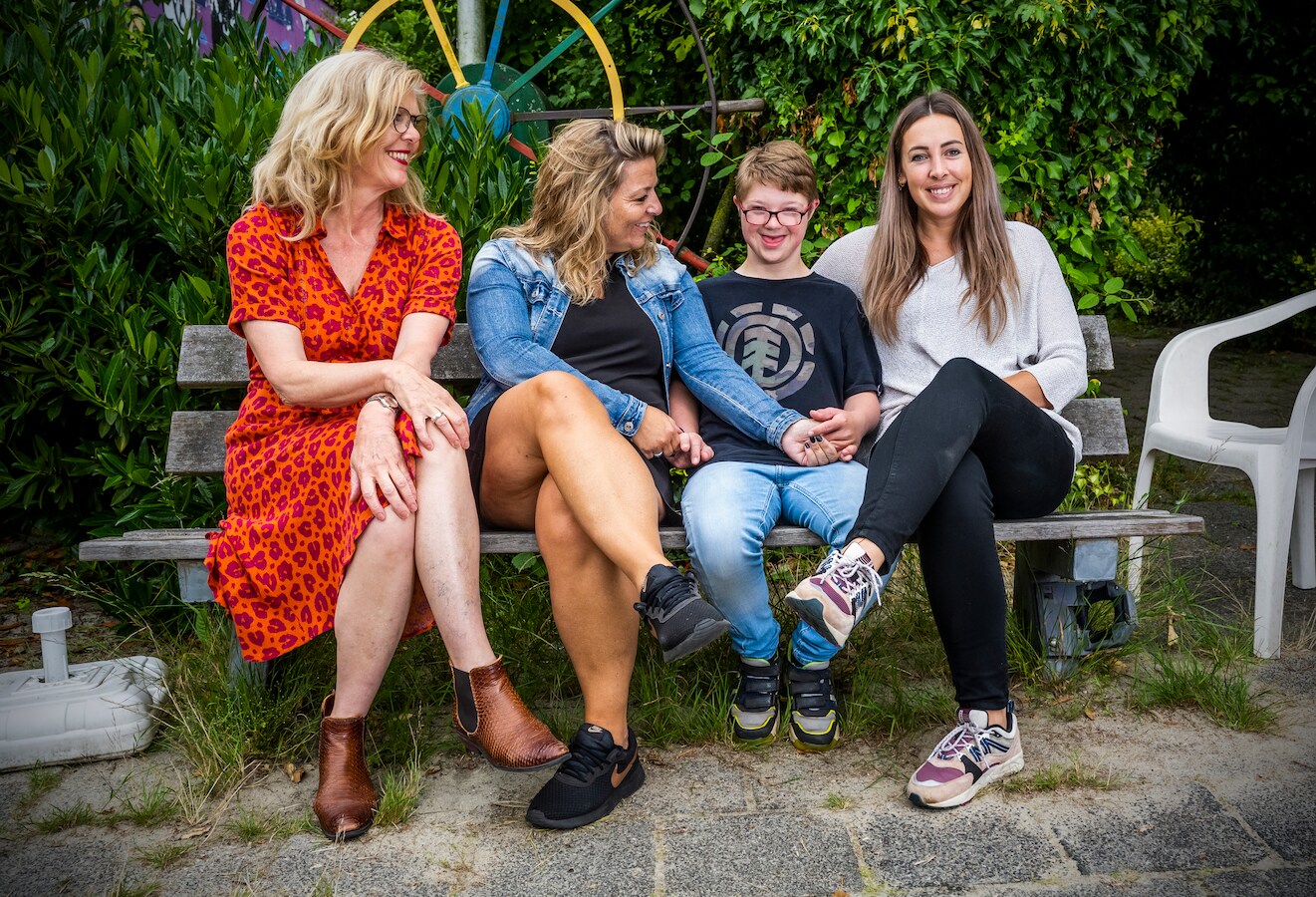 Tim heeft het syndroom van Down maar doorliep de reguliere basisschool ...