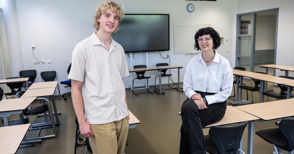 Kevin (24) en Brechje (23) zien dat studenten geen vragen durven te ...