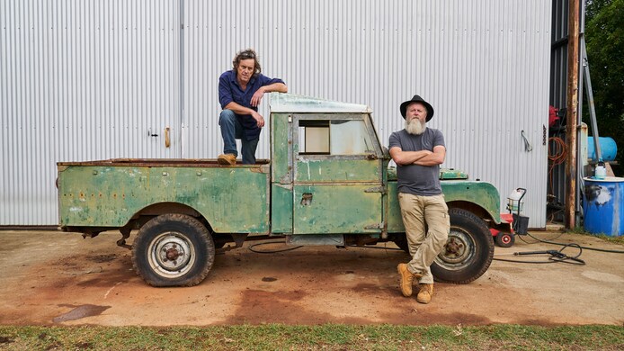 Vanavond op tv: Aussie Car Hunters, A Monster Calls en Flikken ...