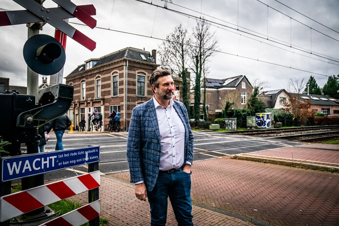 Zeer opmerkelijk idee voor treinen die dwars door dorpen denderen: ‘In ...
