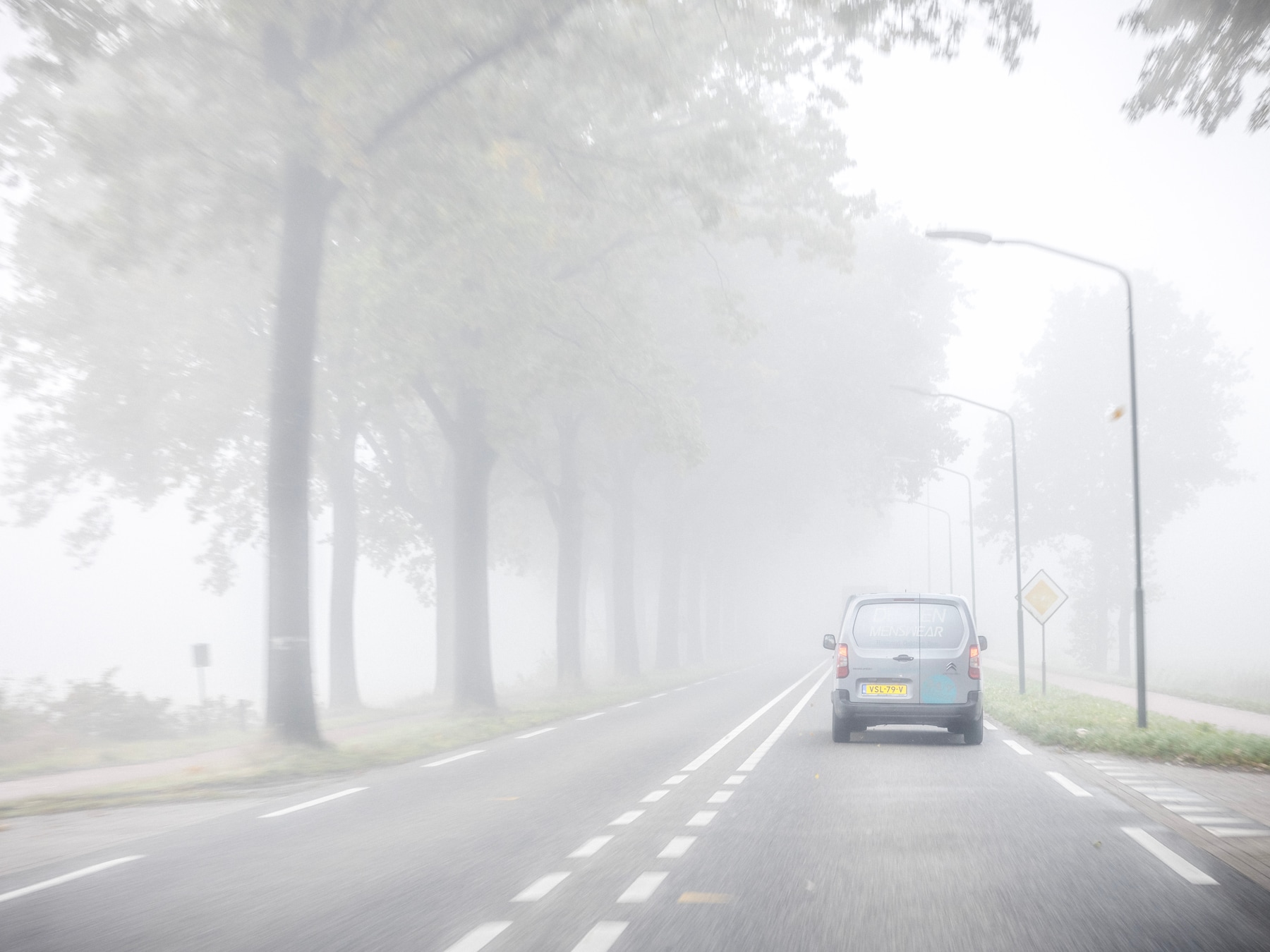 Tesla-baas Elon Musk krijgt megabeloning van 1.000.000.000.000 dollar ...