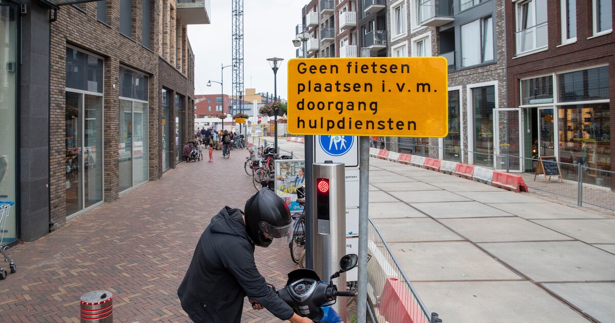 Maat is vol: Veenendaal verklaart de verkeerd geparkeerde fiets de ...