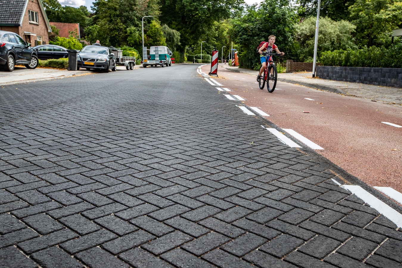 Buurt in Epse lijkt vastgebakken aan nagebootste klinkers: ‘We moeten ...