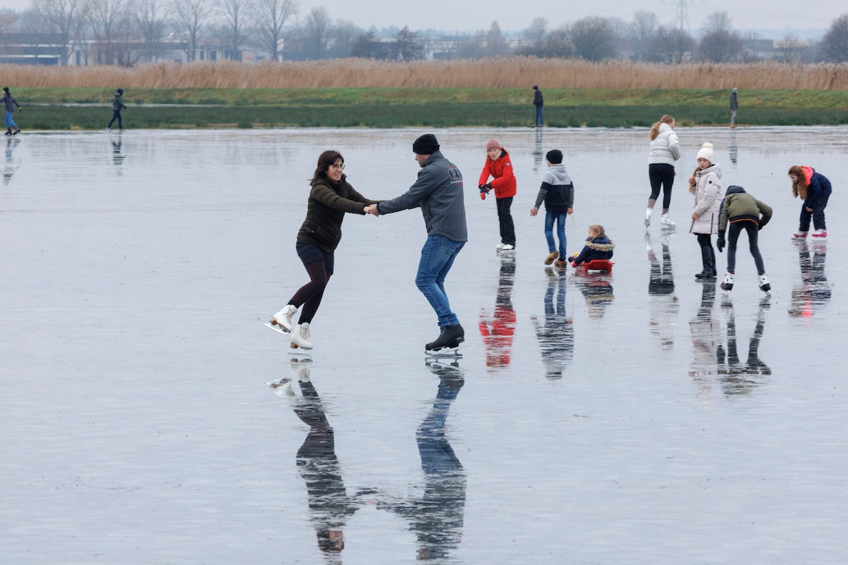 Het kon héél even, schaatsen op koude ‘derde kerstdag’ | Wageningen ...