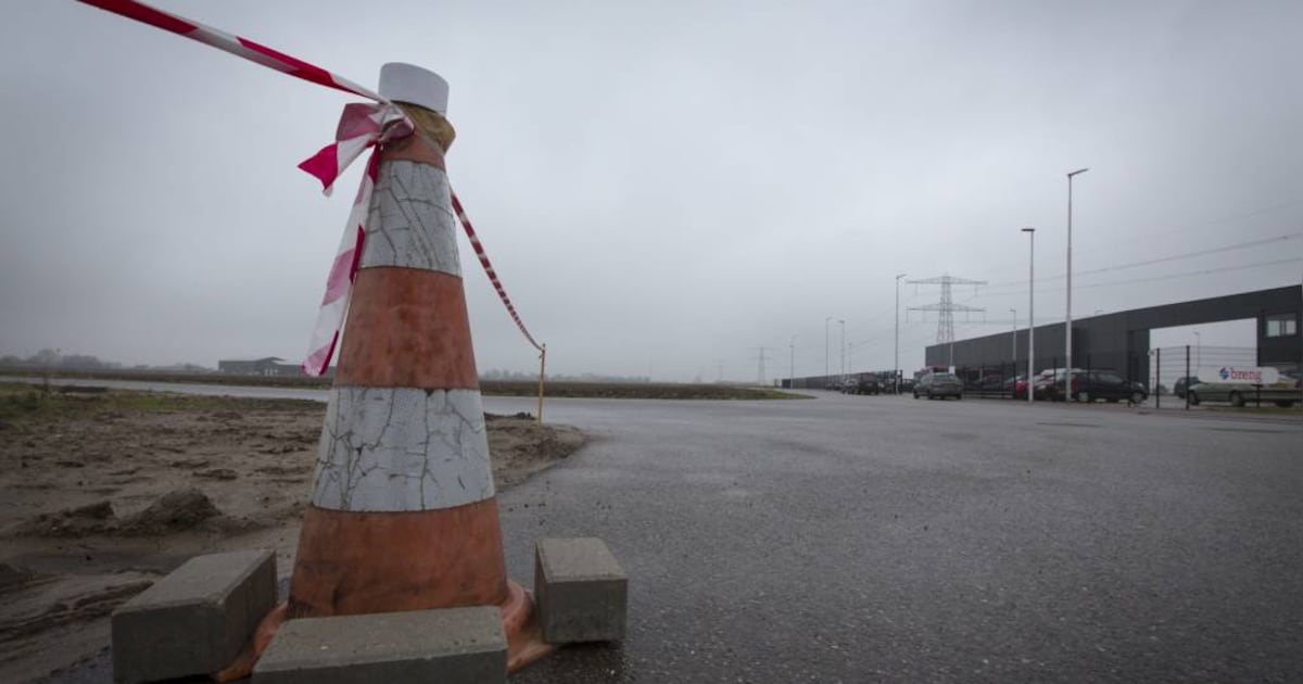 Ruzie over schrappen grond van bedrijfsterreinen | Regio | De ...