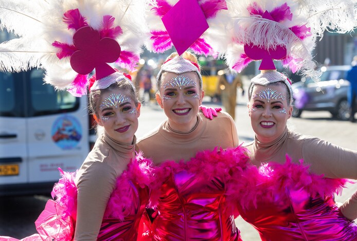 Alaaf! Zo gingen de carnavalsoptochten in Zevenaar er ongeveer aan toe ...